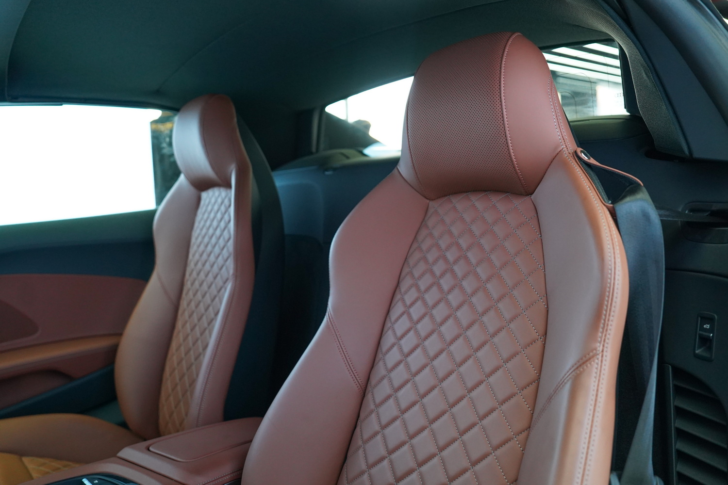 2021 Blue Audi R8 V10 Spyder For Sale in Dubai, UAE