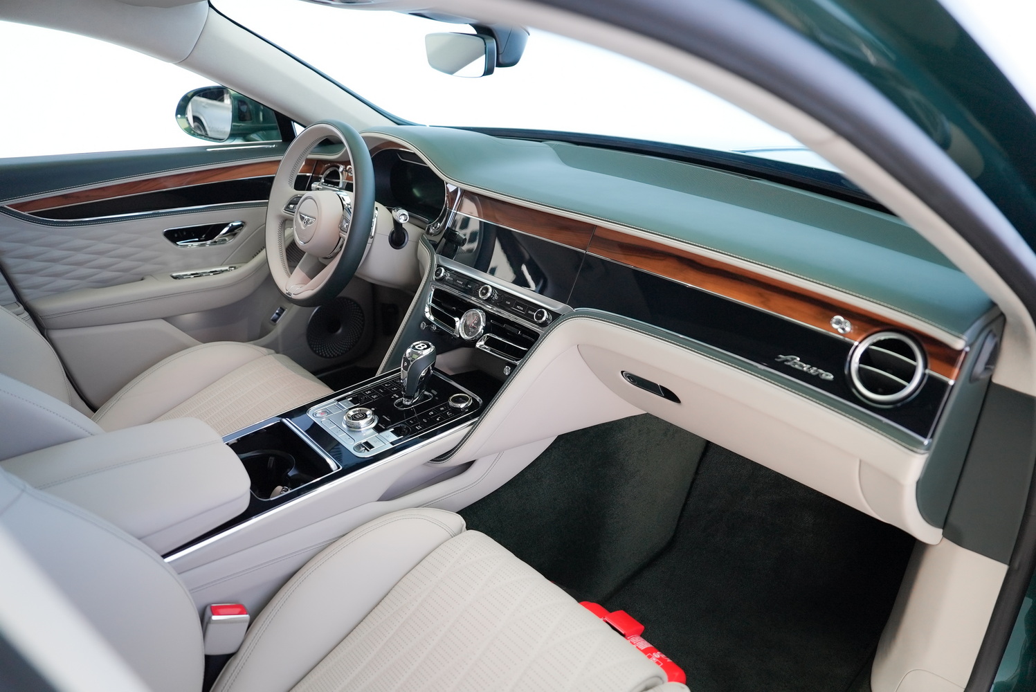 2024 Green Bentley Flying Spur Azure V8 For Sale in Dubai, UAE