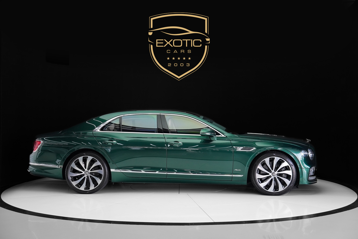 2024 Green Bentley Flying Spur Azure V8 For Sale in Dubai, UAE