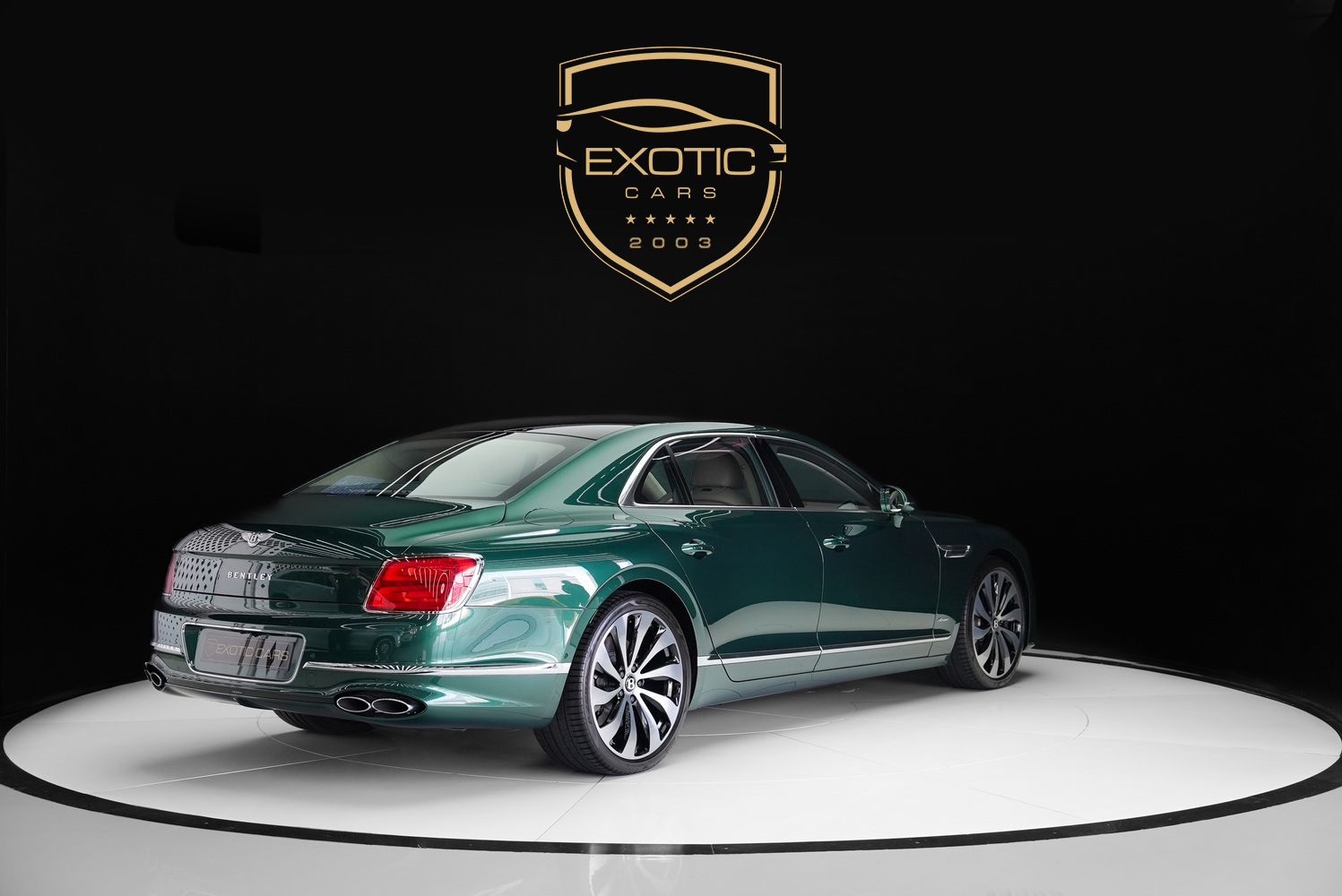 2024 Green Bentley Flying Spur Azure V8 For Sale in Dubai, UAE