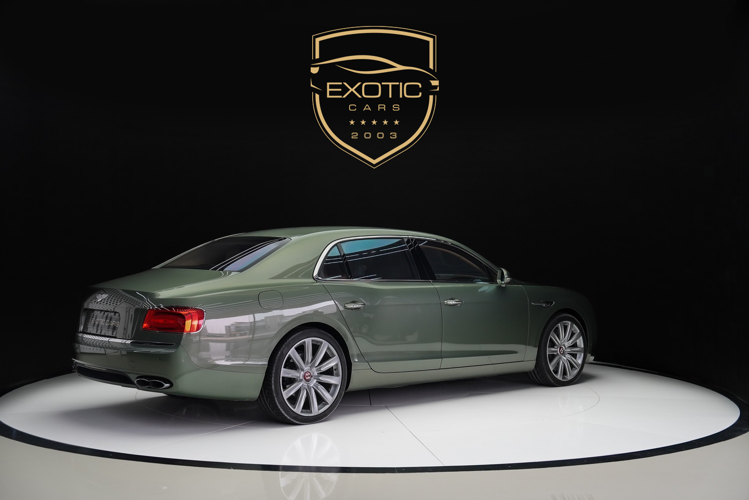 2015 Green Bentley Flying Spur V8 For Sale in Dubai, UAE