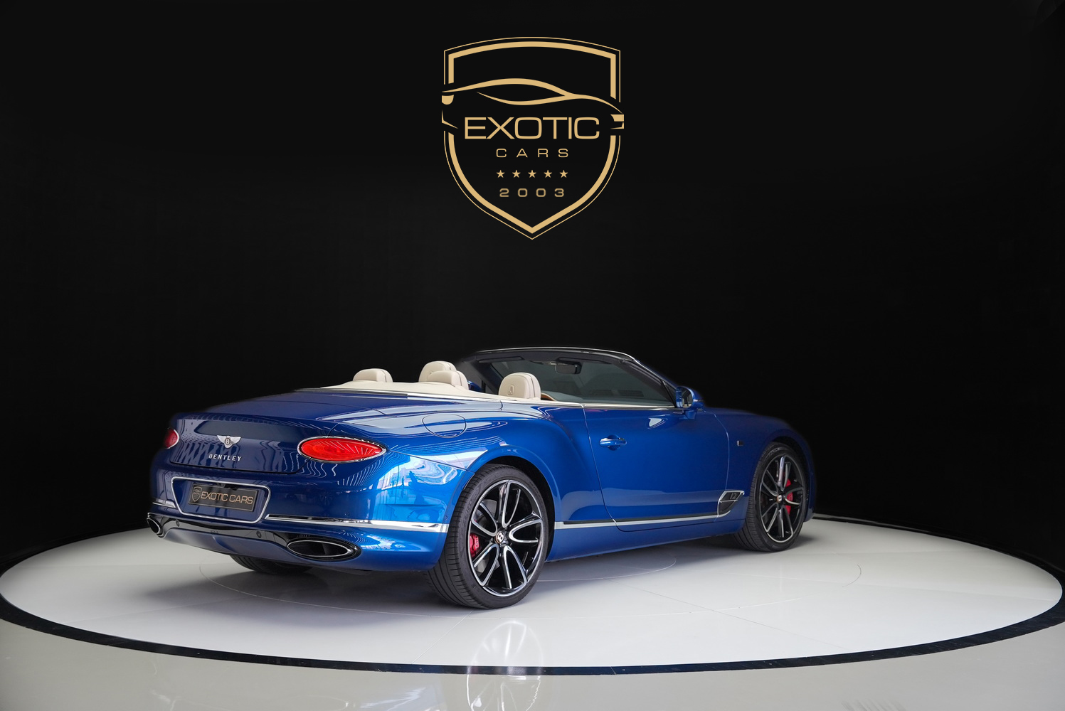 2019 Blue Bentley GTC W12 First Edition For Sale in Dubai, UAE