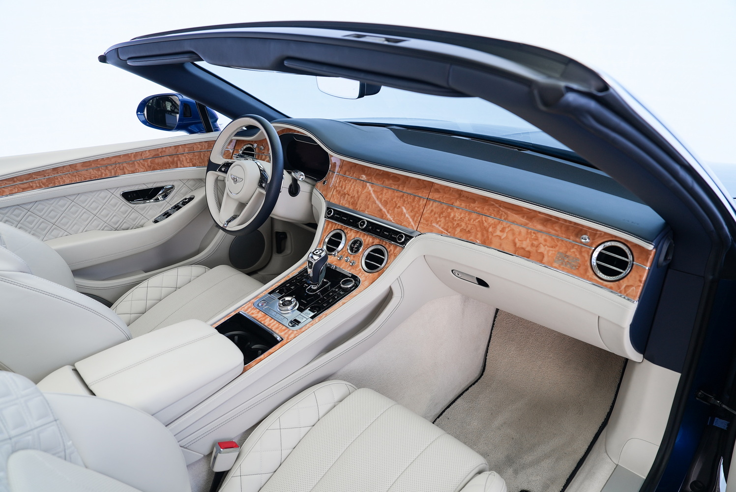 2019 Blue Bentley GTC W12 First Edition For Sale in Dubai, UAE