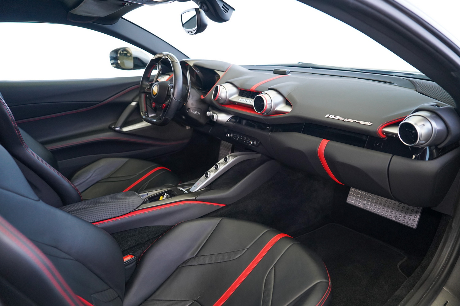 2018 Grey Ferrari 812 Superfast For Sale in Dubai, UAE