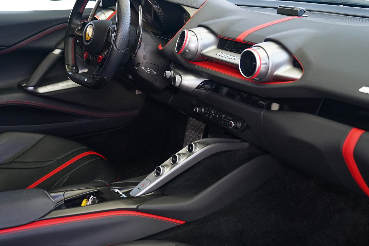 2018 Grey Ferrari 812 Superfast For Sale in Dubai, UAE