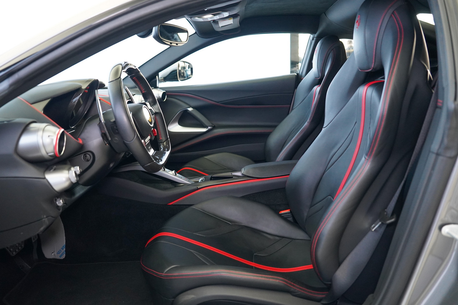 2018 Grey Ferrari 812 Superfast For Sale in Dubai, UAE