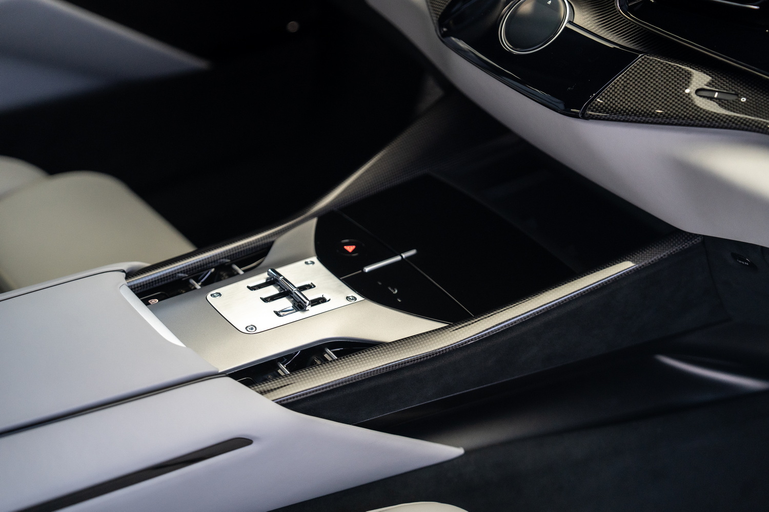 2024 Silver Ferrari Purosangue For Sale in Dubai, UAE