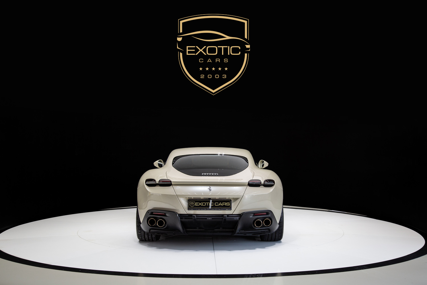 Used 2022 Ferrari Roma Tailor Made For Sale in Dubai, UAE