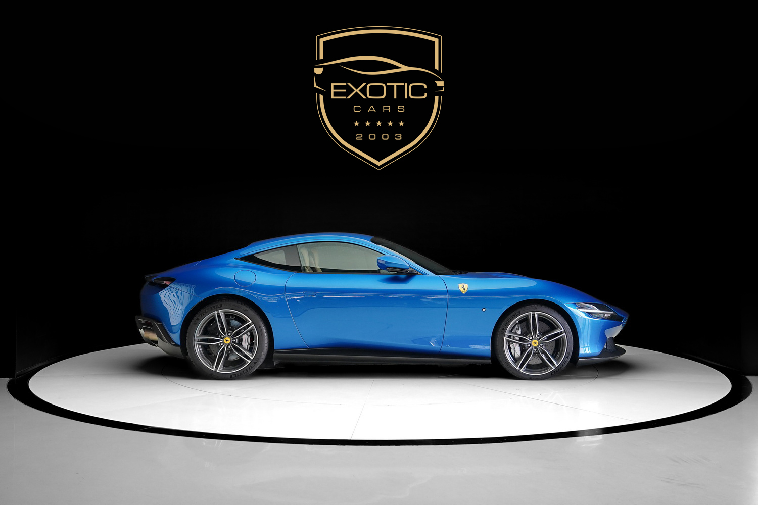 2022 Blue Ferrari Roma For Sale in Dubai, UAE