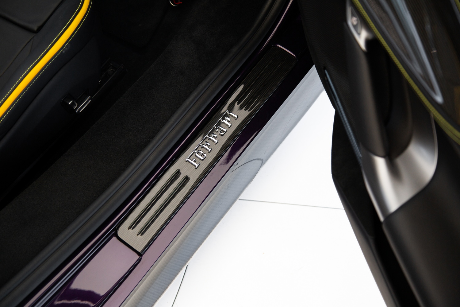 2024 Purple Ferrari SF90 Spider For Sale in Dubai, UAE