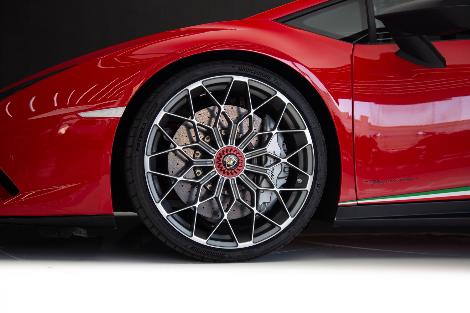 2019 Red Lamborghini Huracan Performante For Sale in Dubai, UAE