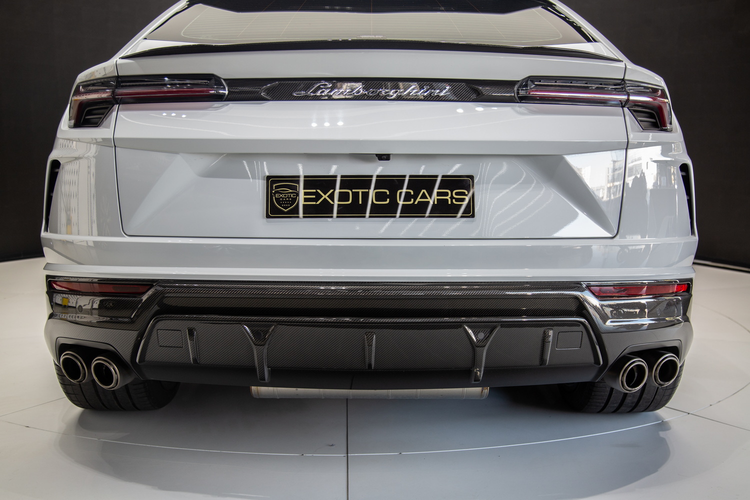 2020 White Lamborghini Urus, Carbon Exterior, For Sale in Dubai, UAE