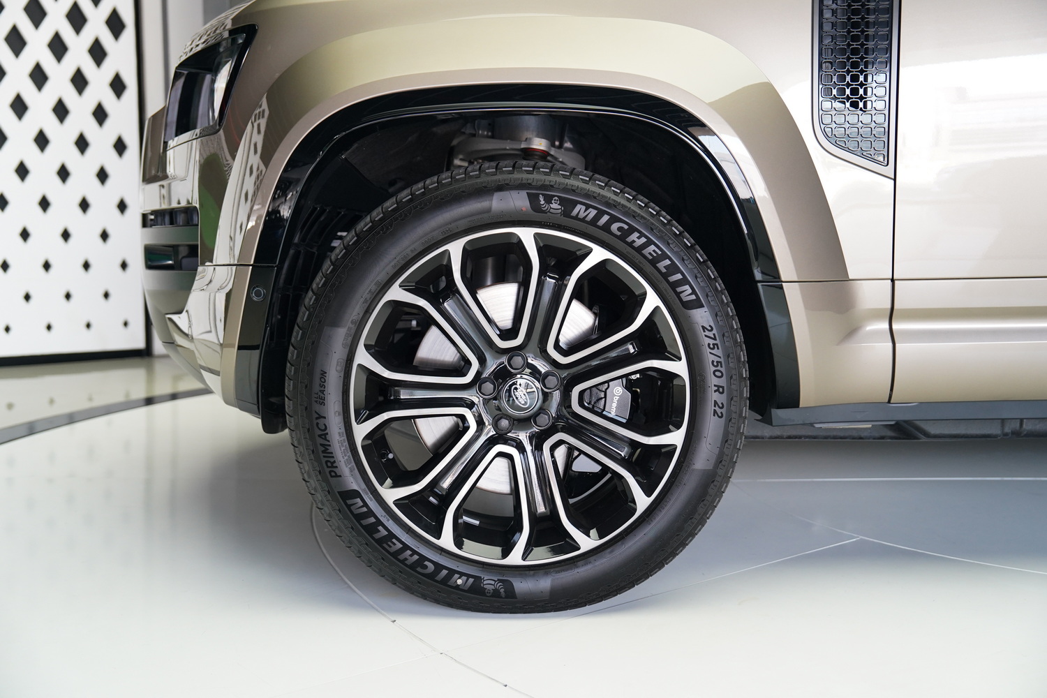 2025 Golden Land Rover Defender OCTA For Sale in Dubai, UAE