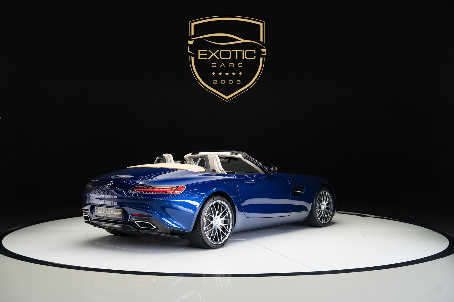 2018 Blue Mercedes Benz AMG GT V8 For Sale in Dubai, UAE