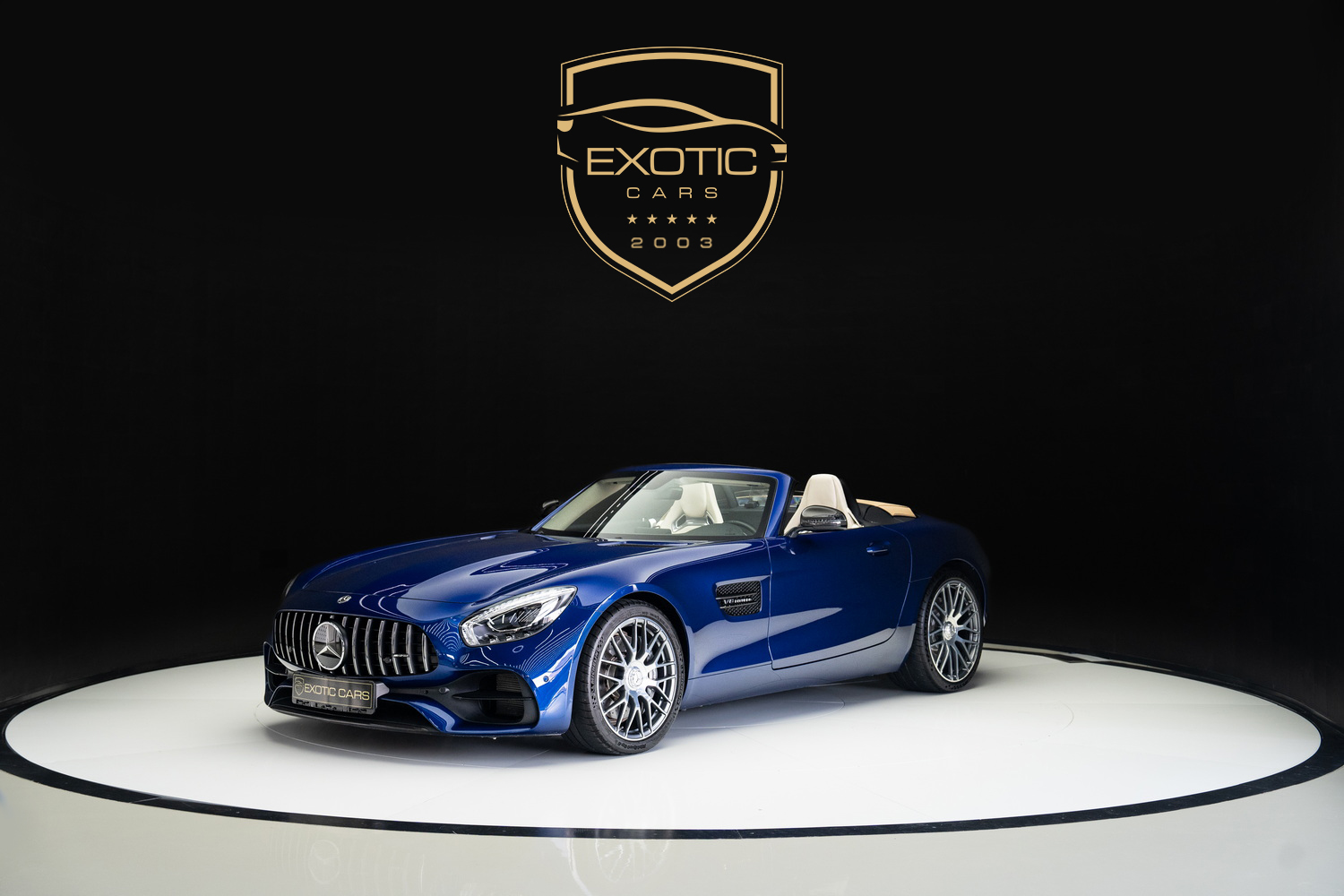 2018 Blue Mercedes Benz AMG GT V8 For Sale in Dubai, UAE