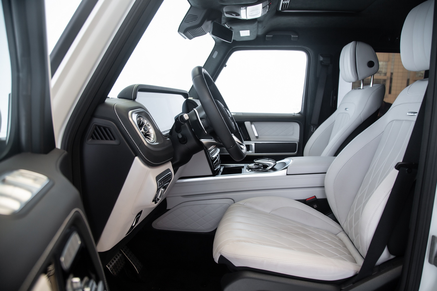 2023 Magno White Mercedes Benz G63 AMG For Sale in Dubai, UAE