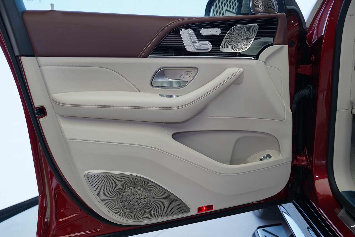 2022 Red + Gold Mercedes Benz Maybach GLS 600 For Sale in Dubai, UAE