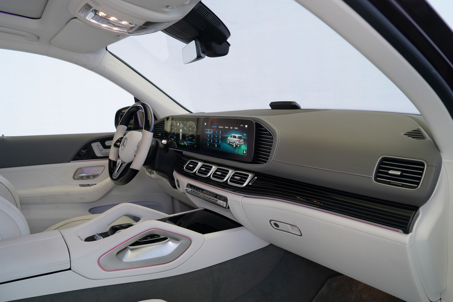 2023 Black + Maroon Mercedes Benz Maybach GLS 600 For Sale in Dubai, UAE