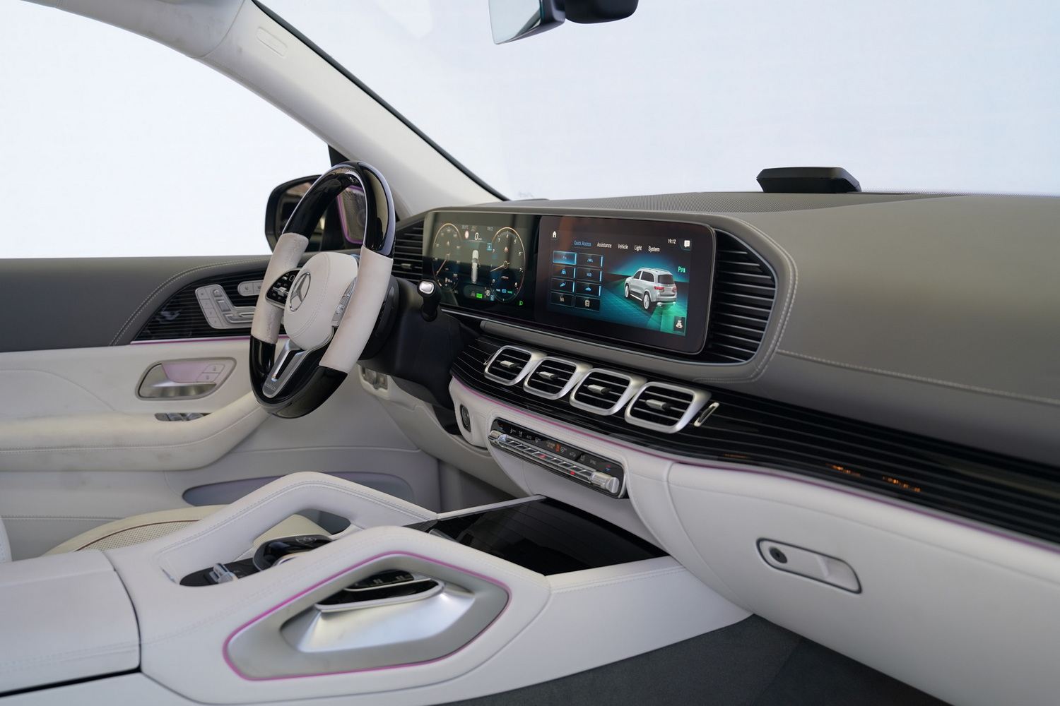 2023 Black + Maroon Mercedes Benz Maybach GLS 600 For Sale in Dubai, UAE