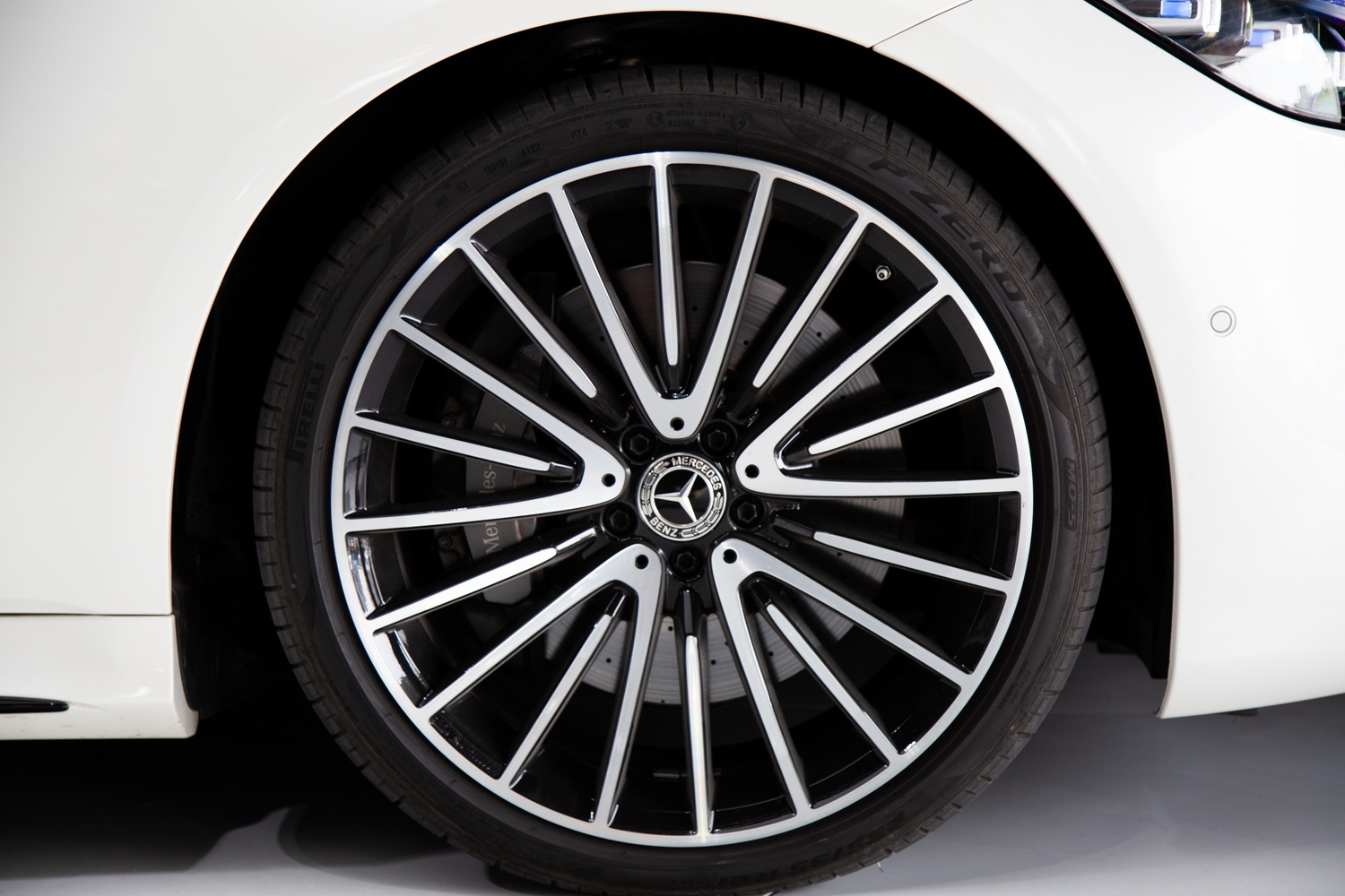 Used 2021 White Mercedes S500 AMG For Sale in Dubai, UAE