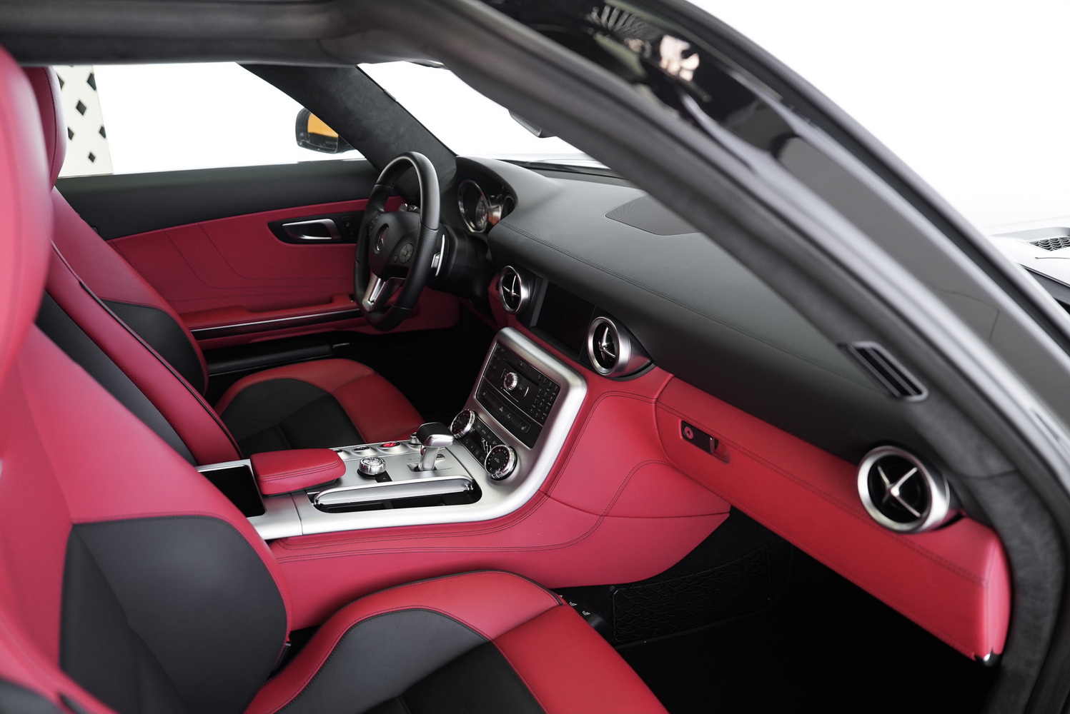 2010 Black Mercedes Benz SLS SMG For Sale in Dubai, UAE