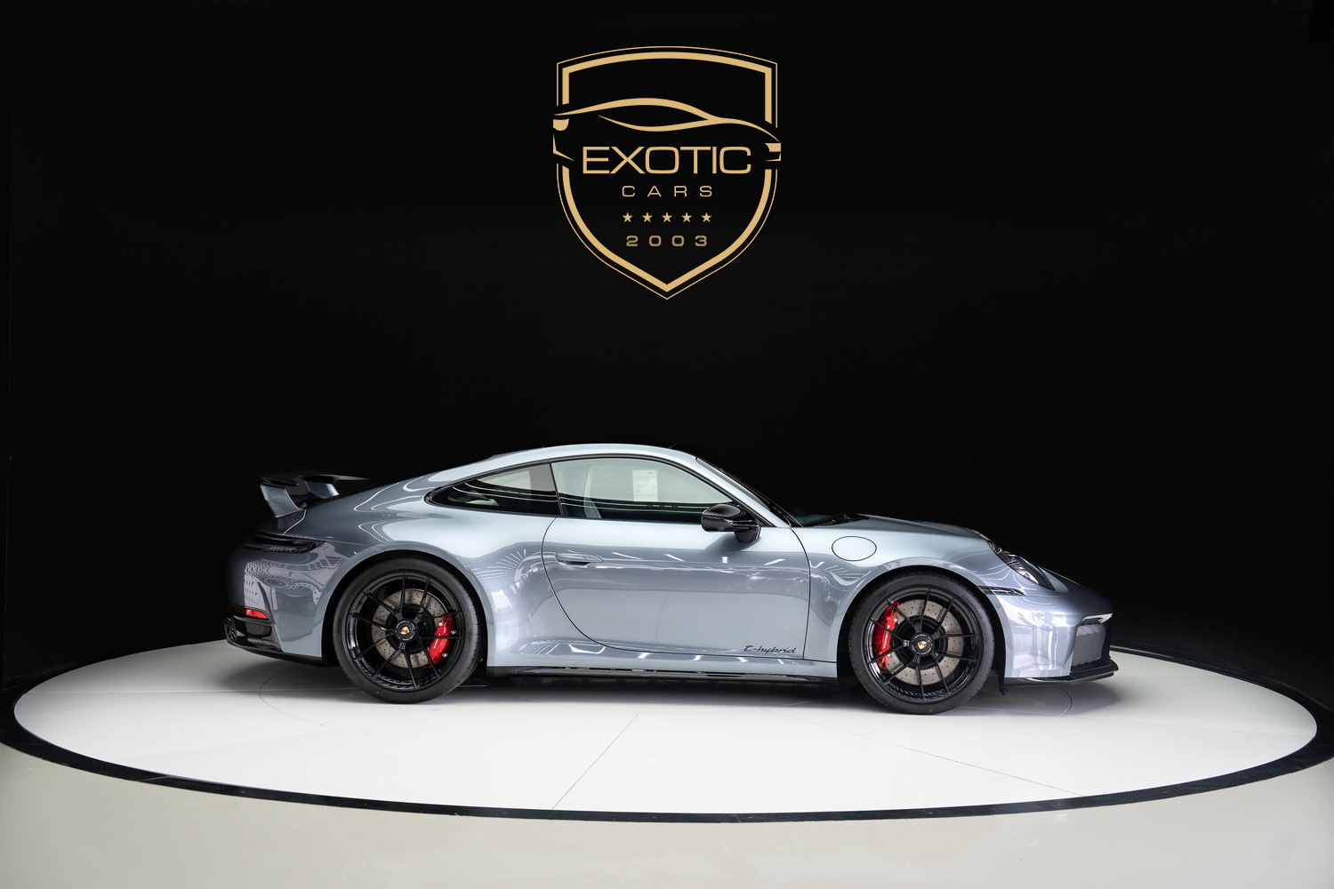 2025 Grey Porsche 911 Carrera GTS T Hybrid For Sale in Dubai, UAE