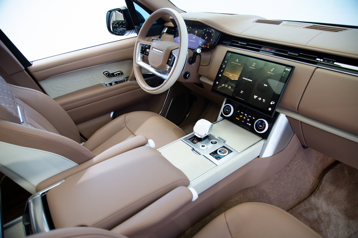 2023 Range Rover SV Autobiography P530 LWB | Exotic Cars Dubai