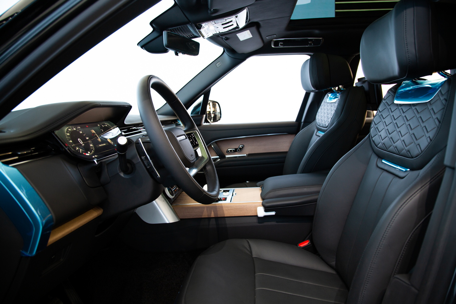 2023 Range Rover SV Autobiography P530 LWB Exotic Cars Dubai