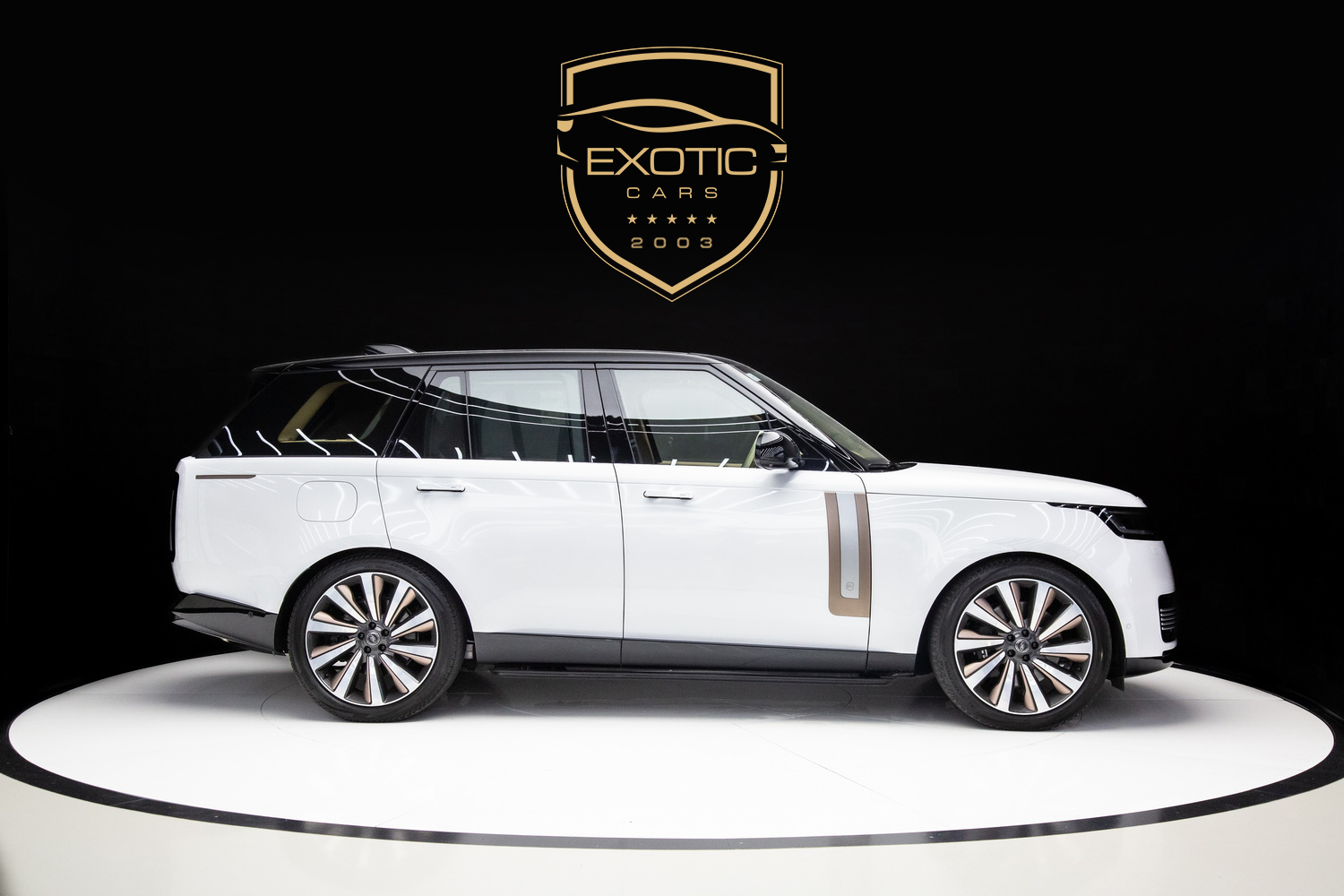 2024 White Range Rover SV Autobiography P615 For Sale in Dubai, UAE