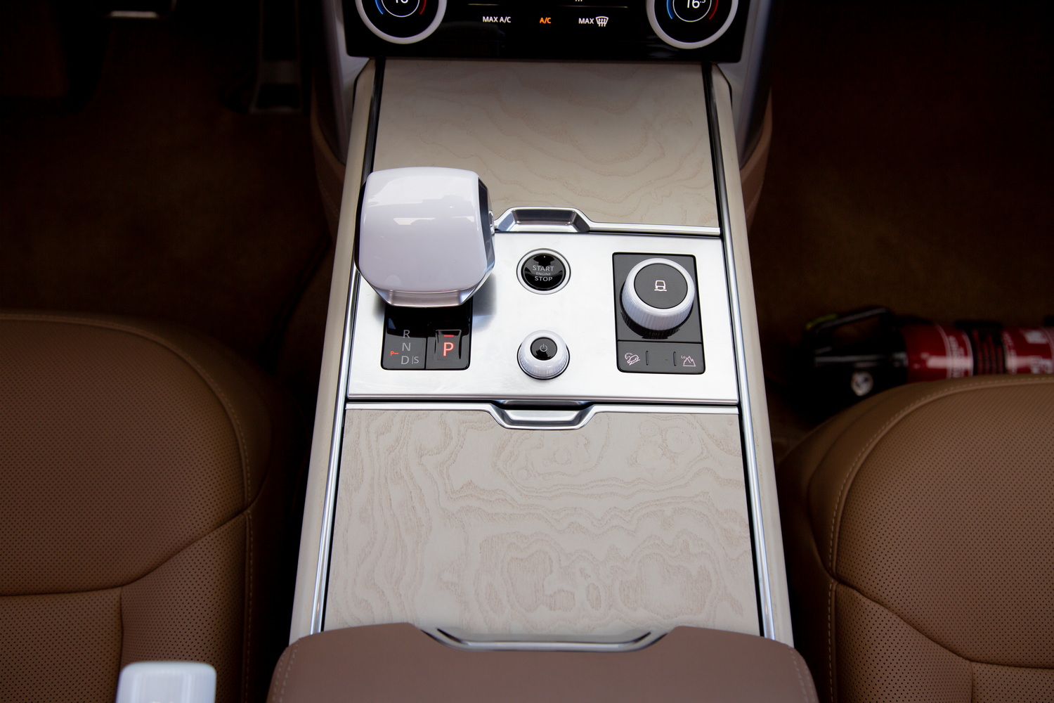 Used 2023 Blue Range Rover SV Autobiography For Sale in Dubai, UAE