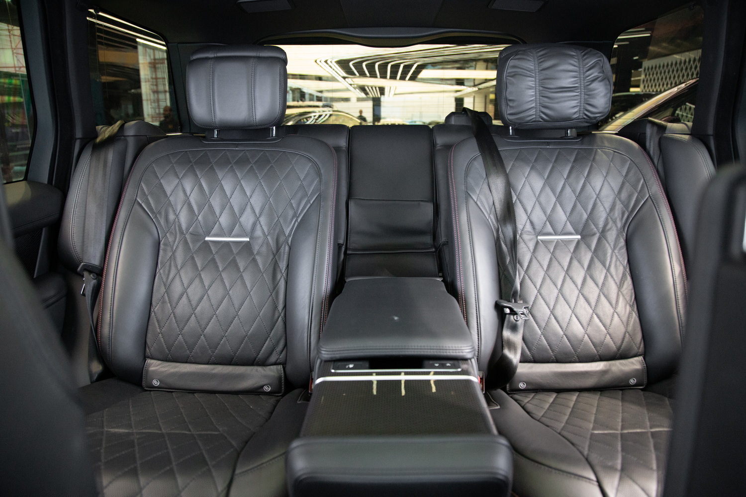 2021 White Range Rover SV Autobiography For Sale In Dubai,UAE