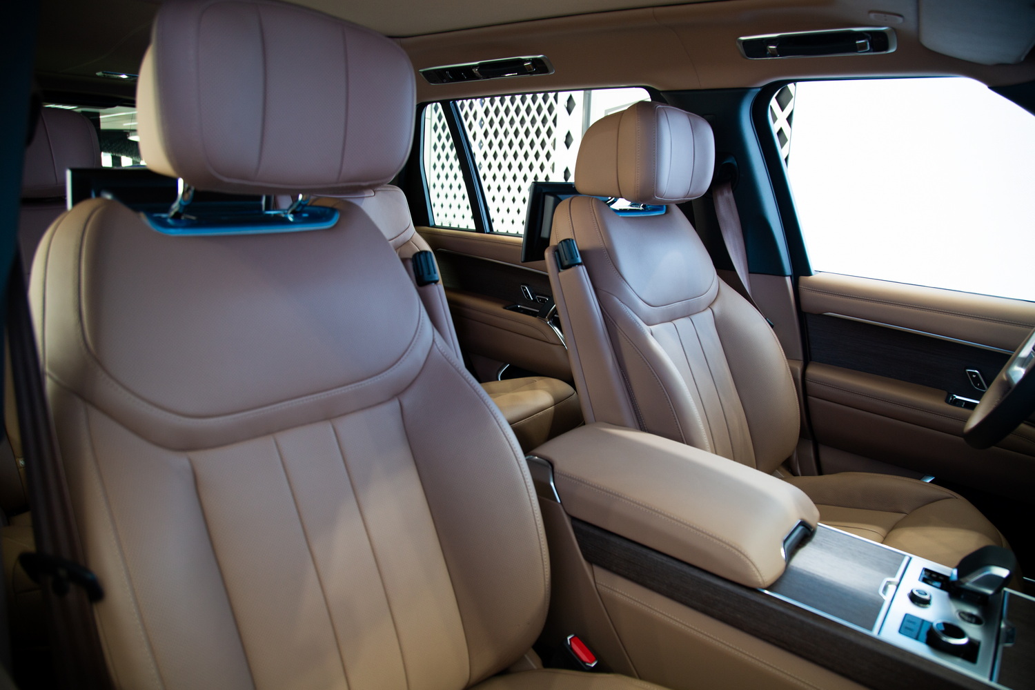 2023 Range Rover Vogue Autobiography 7 Seater For Sale in Dubai, UAE