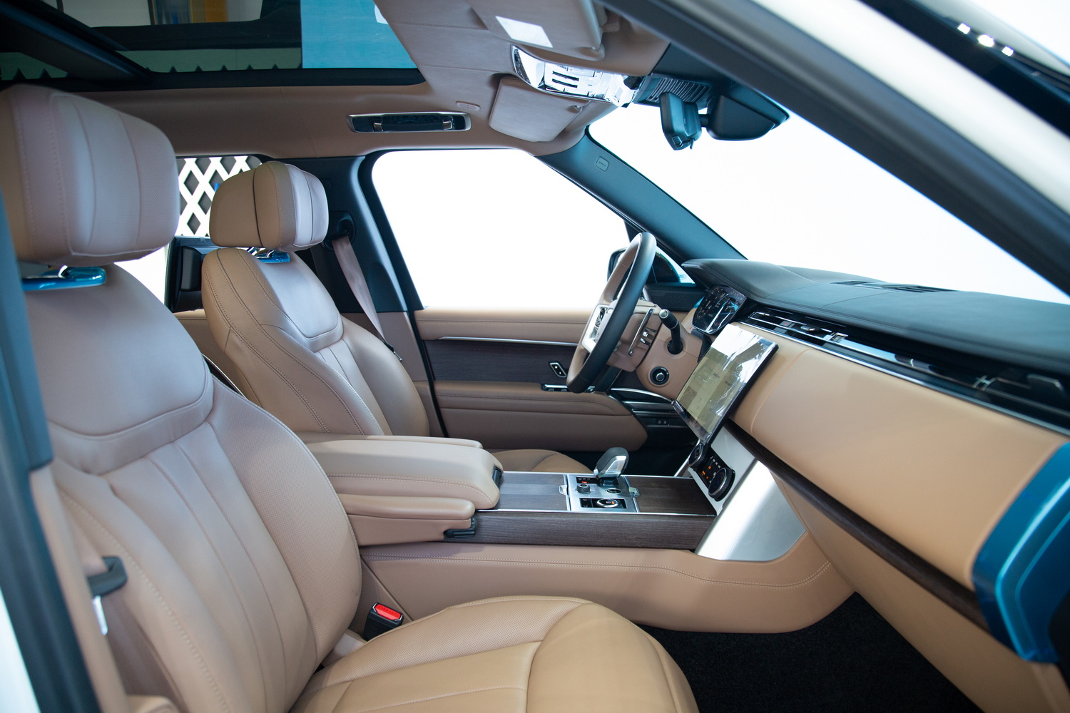 Used 2023 White Range Rover Vogue Autobiography Long Wheelbase For Sale ...