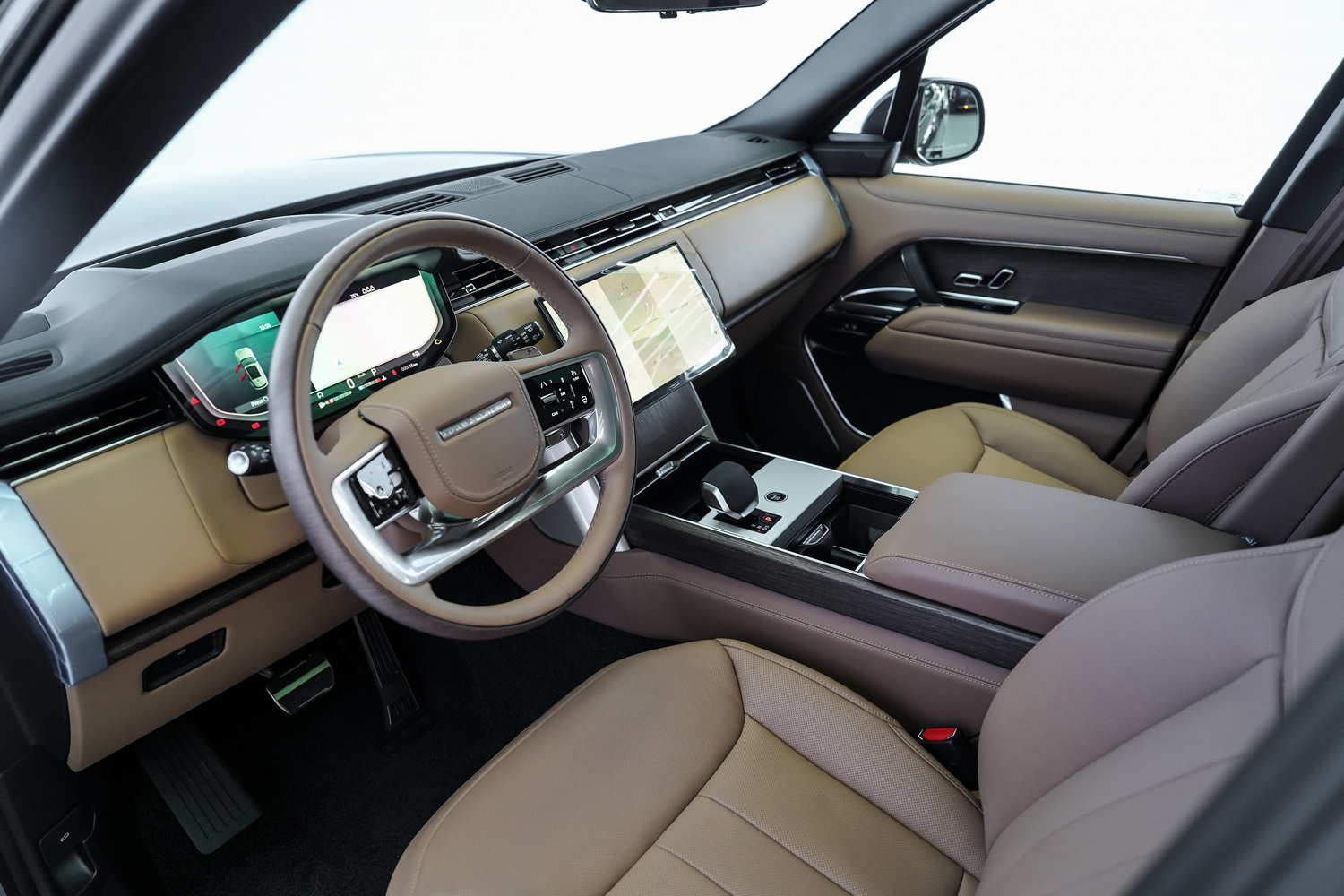 2025 Grey Range Rover Vogue Autobiography P530 LWB V8