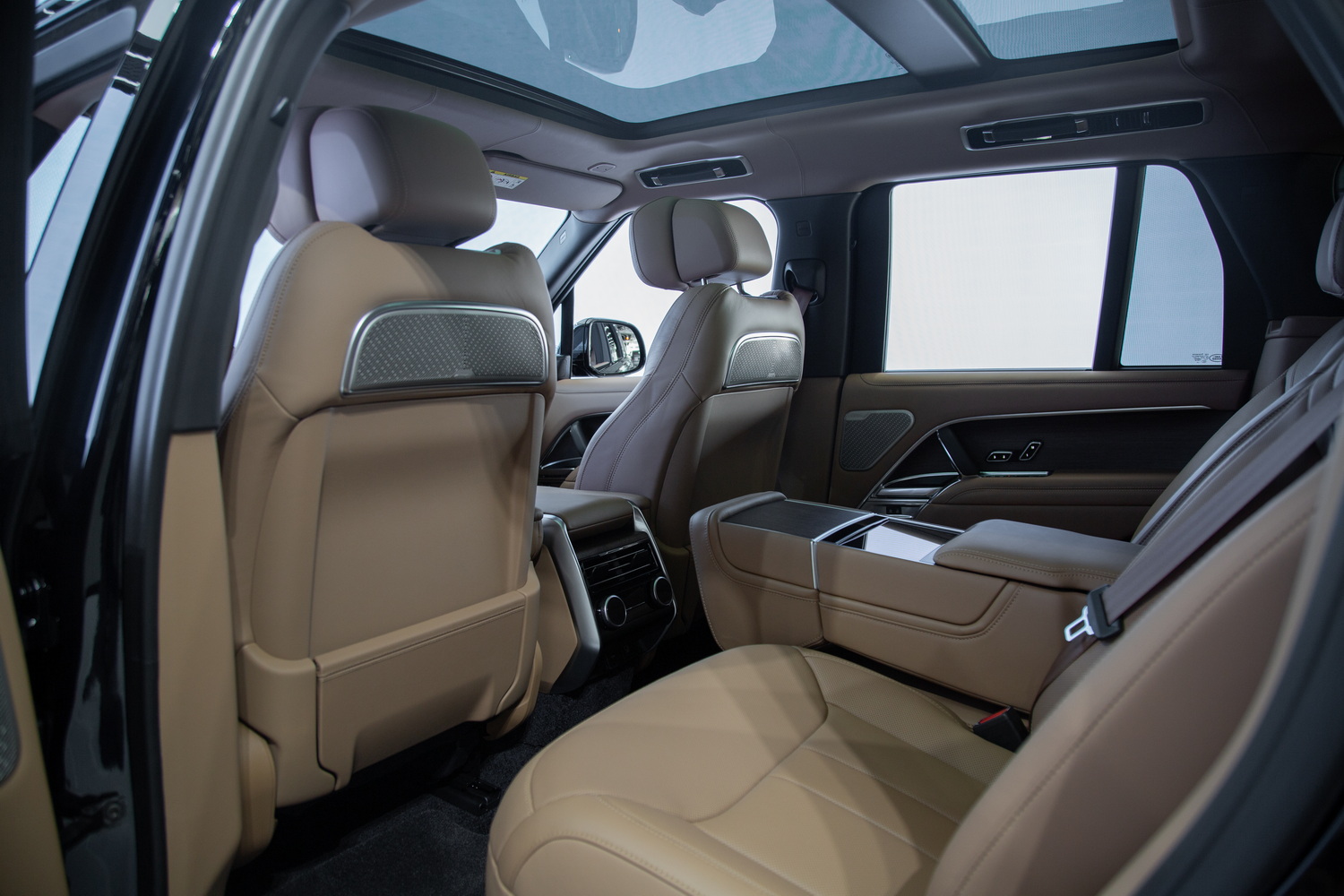 New 2023 Blue Range Rover Vogue Autobiography P530 For Sale in Dubai, UAE