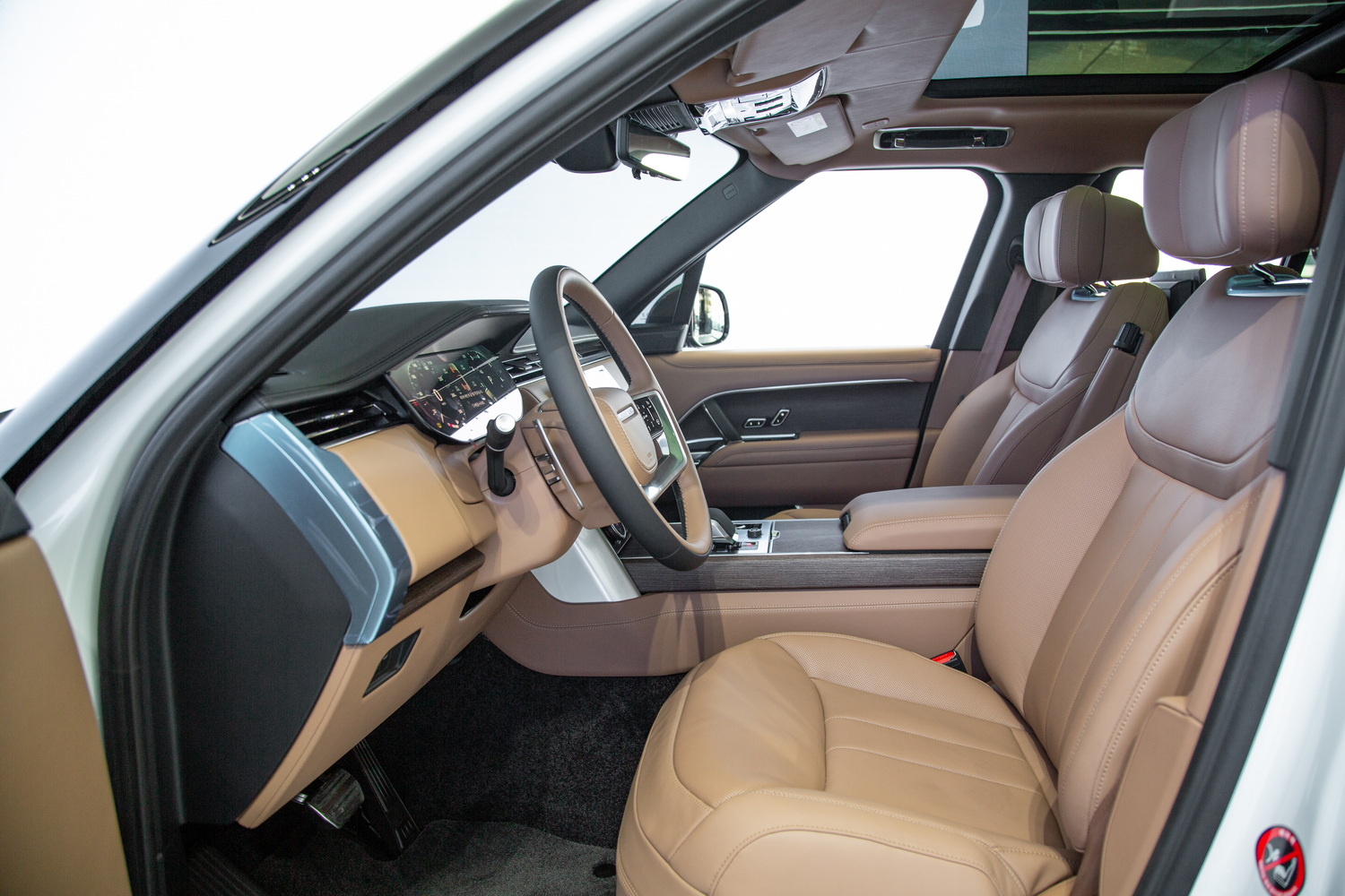 New 2023 White Range Rover Vogue Autobiography For Sale in Dubai, UAE