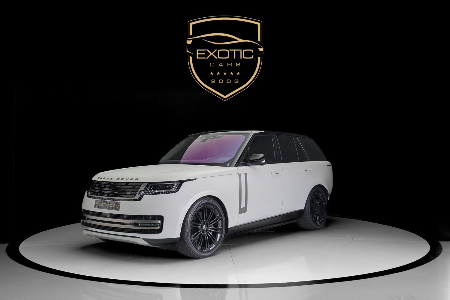 2023 Matt White Range Rover Vogue HSE P530 V8 For Sale in Dubai, UAE