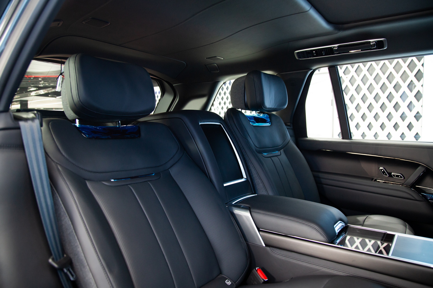 2023 Range Rover SV Autobiography LWB | Exotic Cars Dubai