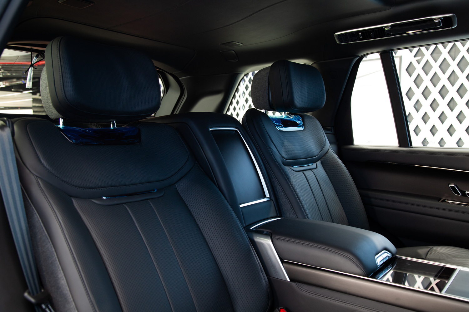 2023 Range Rover SV Autobiography LWB | Exotic Cars Dubai