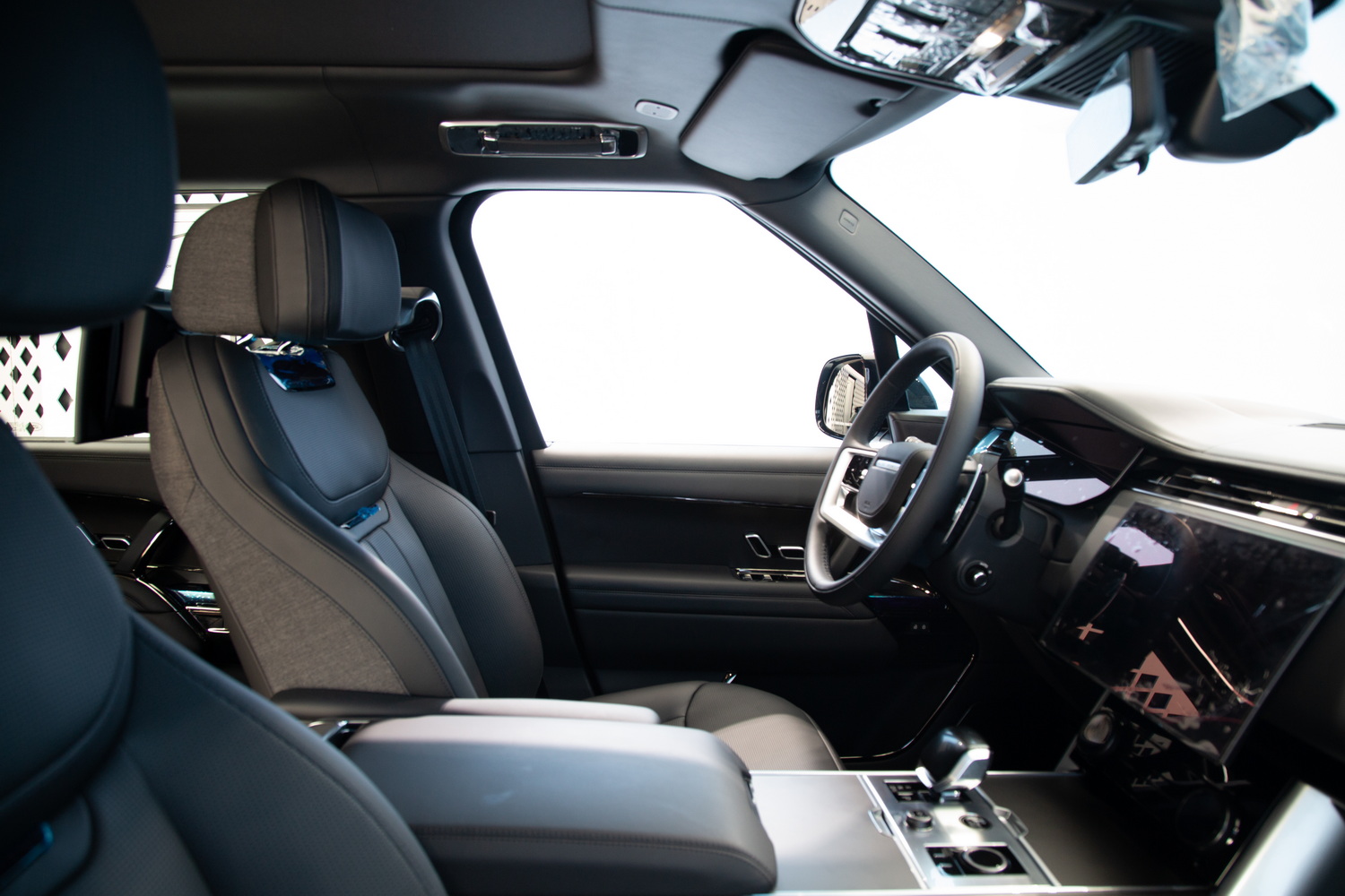 2023 Range Rover SV Autobiography LWB | Exotic Cars Dubai