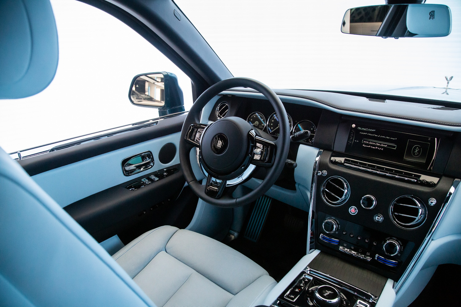 Used 2023 Blue Rolls Royce Cullinan For Sale in Dubai, UAE