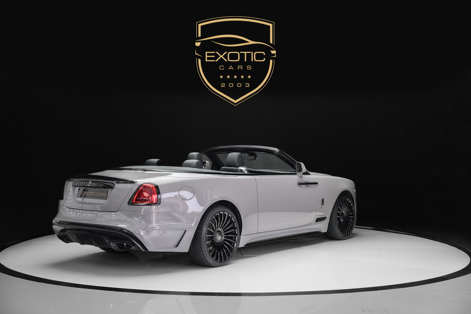 2021 Nardo Grey Rolls Royce Dawn ONYX Edition For Sale in Dubai, UAE