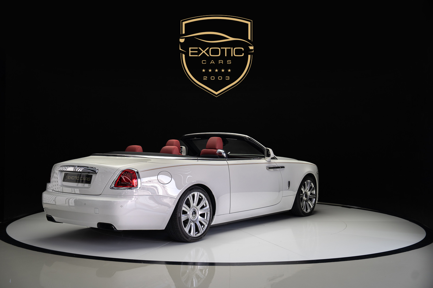 2016 White Rolls Royce Dawn For Sale in Dubai, UAE