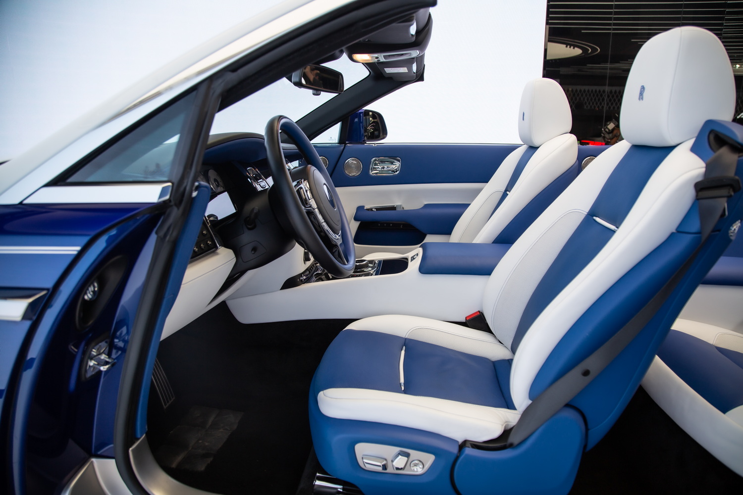 2019 Blue Rolls Royce Dawn For Sale in Dubai, UAE