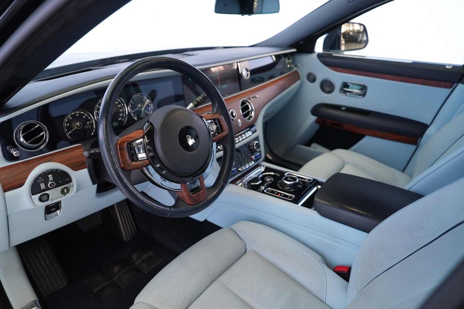 2021 Blue Rolls Royce Ghost EWB For Sale in Dubai, UAE